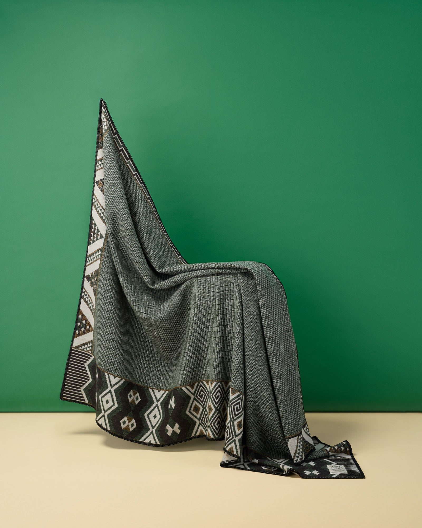 Te Whārua: Behind the weave – Noa Blanket Co